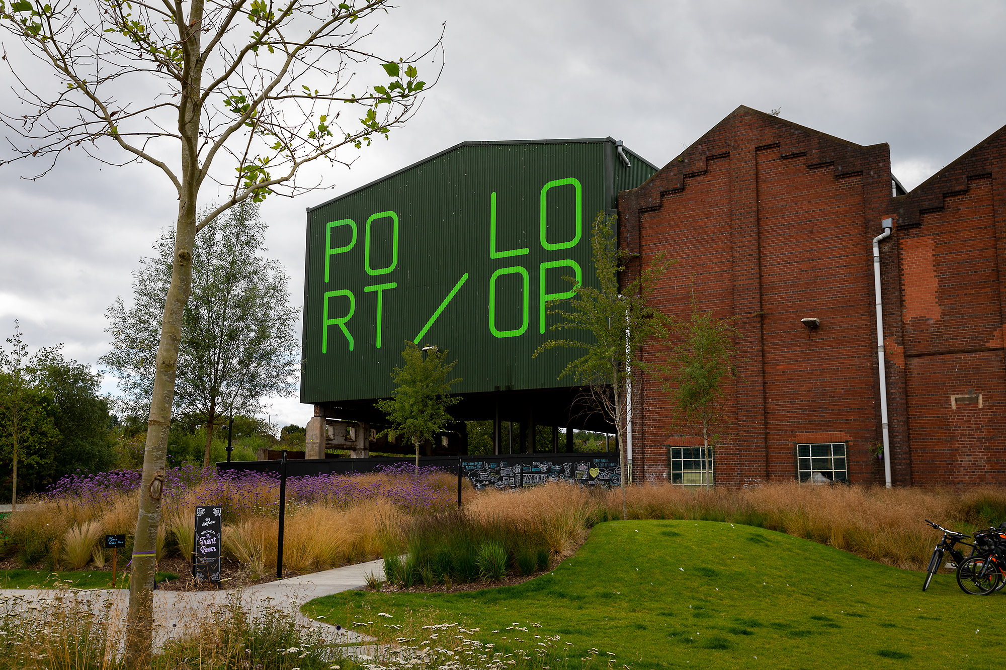 Port Loop » Damien Walmsley | Photography Rebel